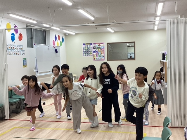 多摩センター（多摩市）の英語学童保育・アフタースクールならKids Duo（キッズデュオ）